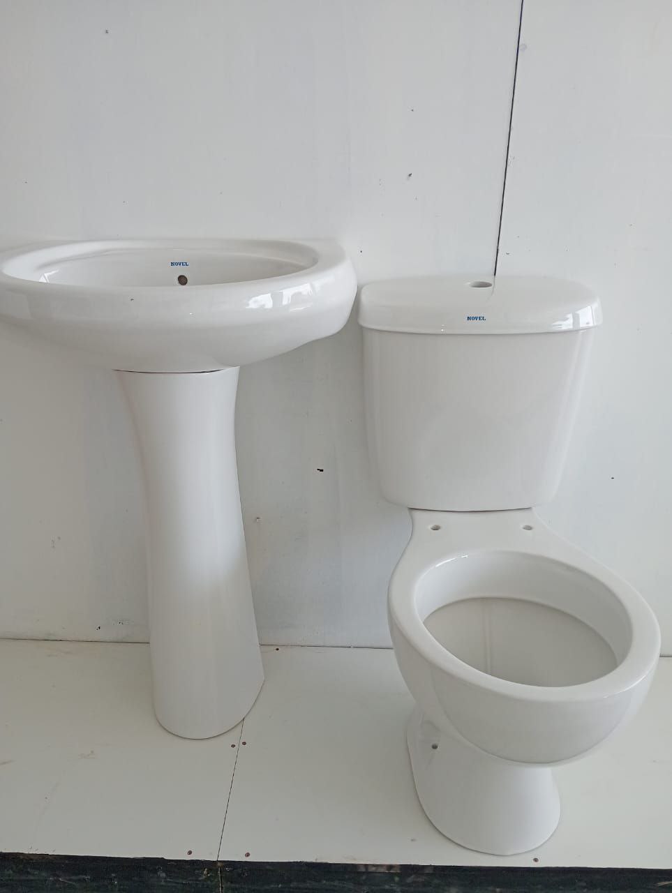 Ceramic Cross Couple Toilet In White - Elegant And Functional